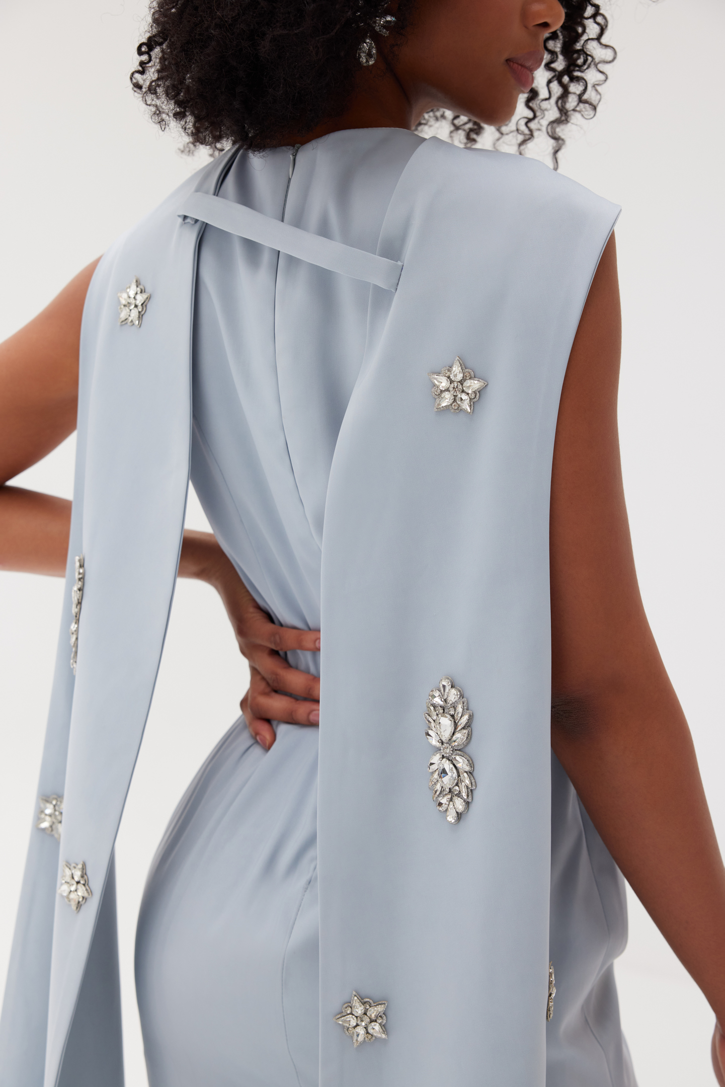 Rising Star Dress With Wing Capes - Nour Aldhahri